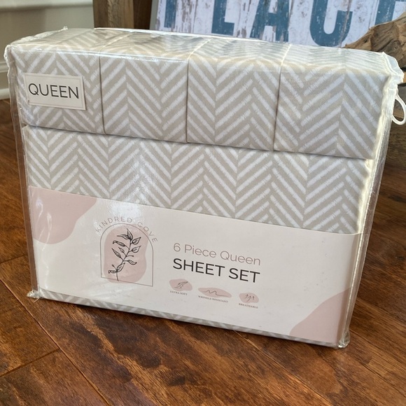 Bedding | Queen Sheets Set 6 Piece Microfiber Herringbone | Poshmark